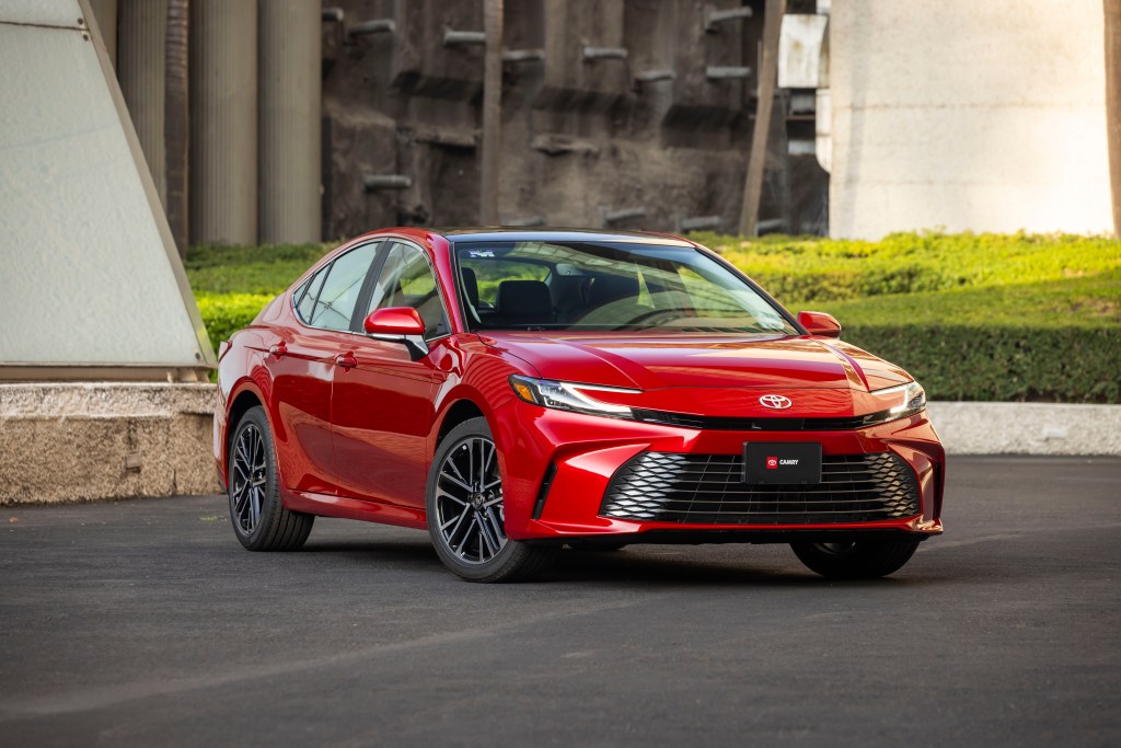 Nuevo Toyota Camry 2025 en México, ¿El mejor hasta ahora? - Autospecs
