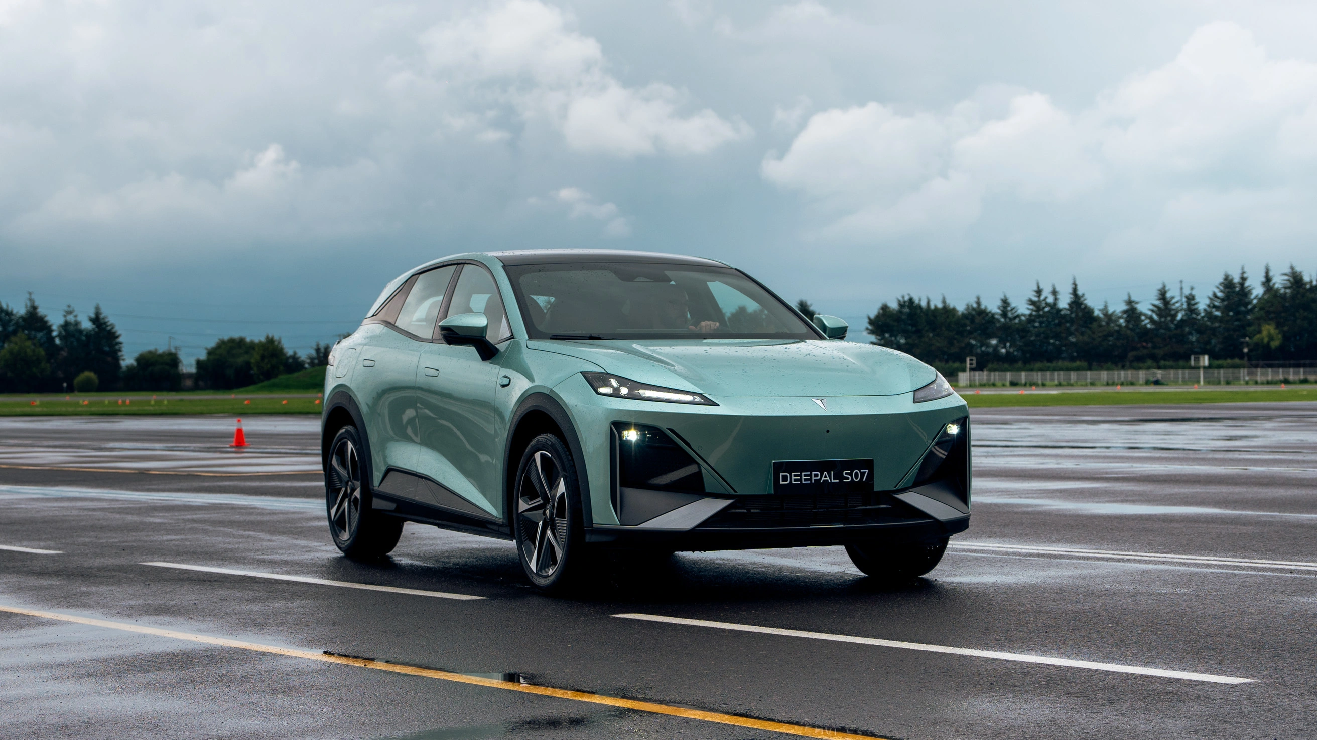 Esto cuesta el Changan Deepal S07, el primer eléctrico de Changan en ...