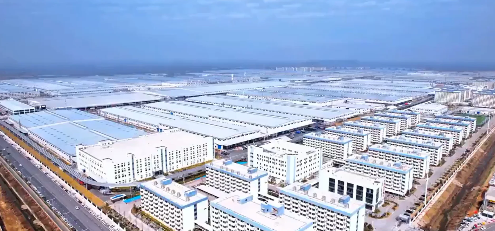 BYD está construyendo una megafábrica más grande que ciudades enteras ...